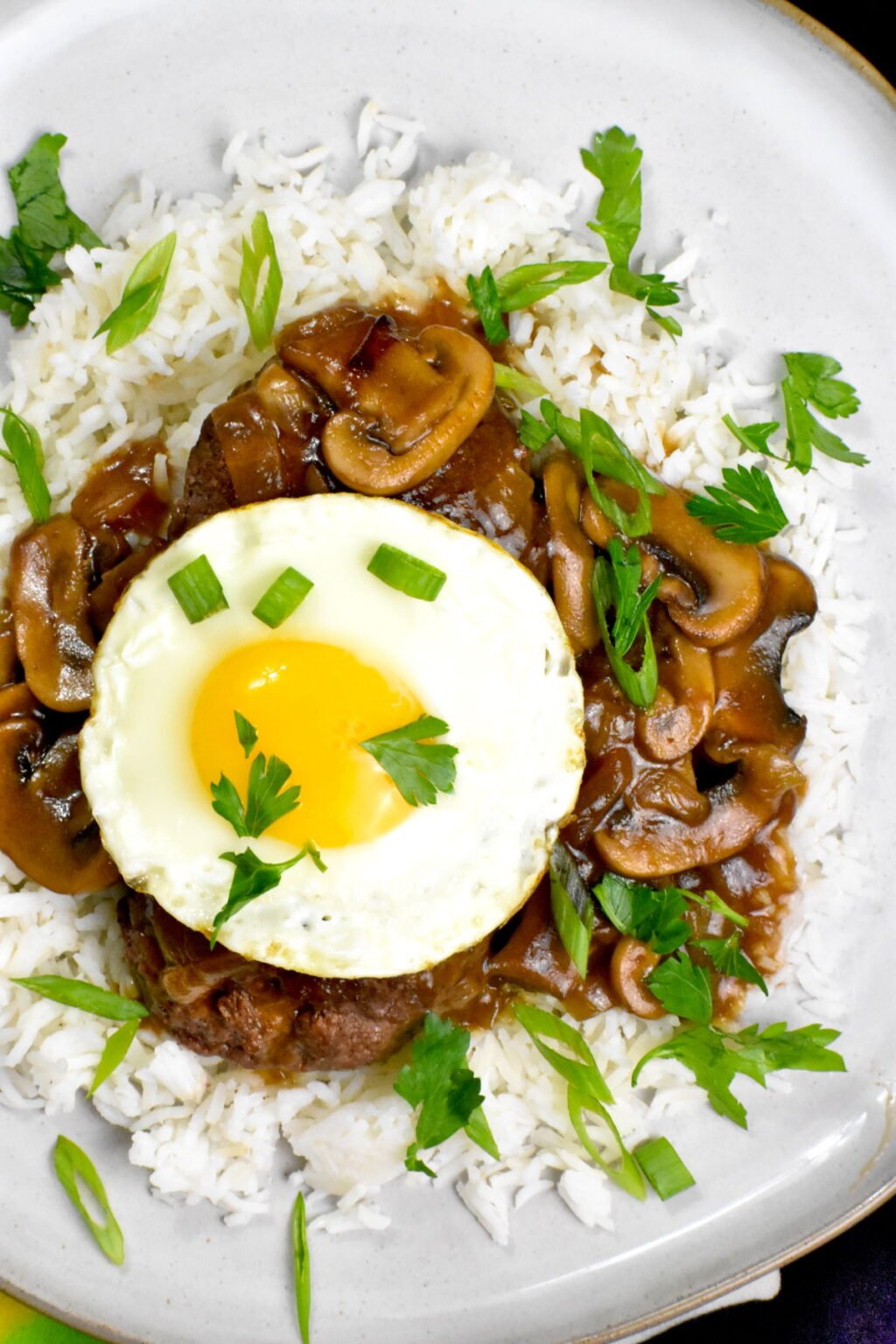 Loco Moco (Hawaiian Beef Patty with Gravy)