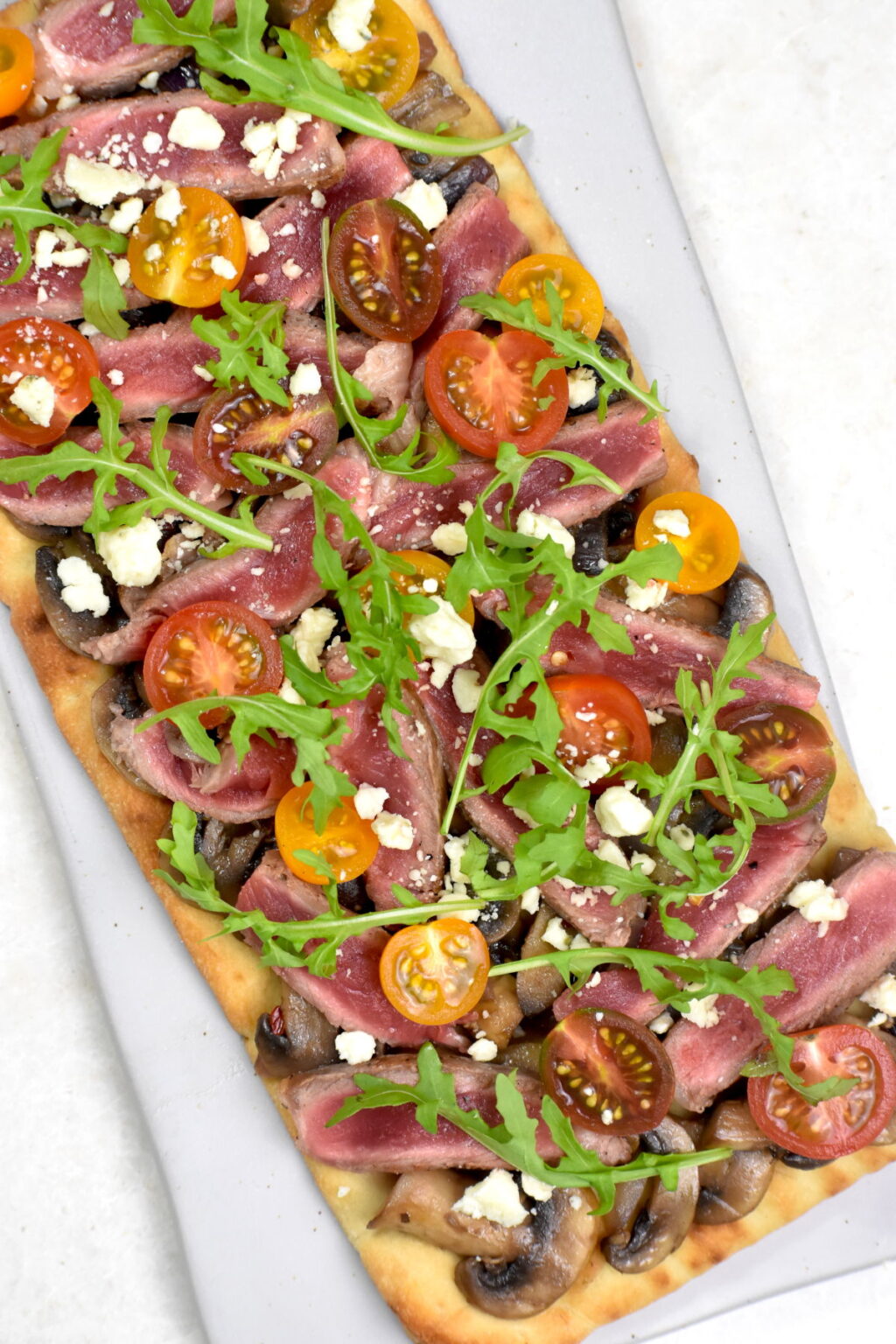 Steak Gorgonzola Flatbread - GypsyPlate