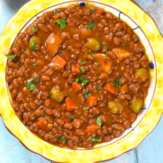 Habichuelas Guisadas (Puerto Rican Stewed Beans) - GypsyPlate