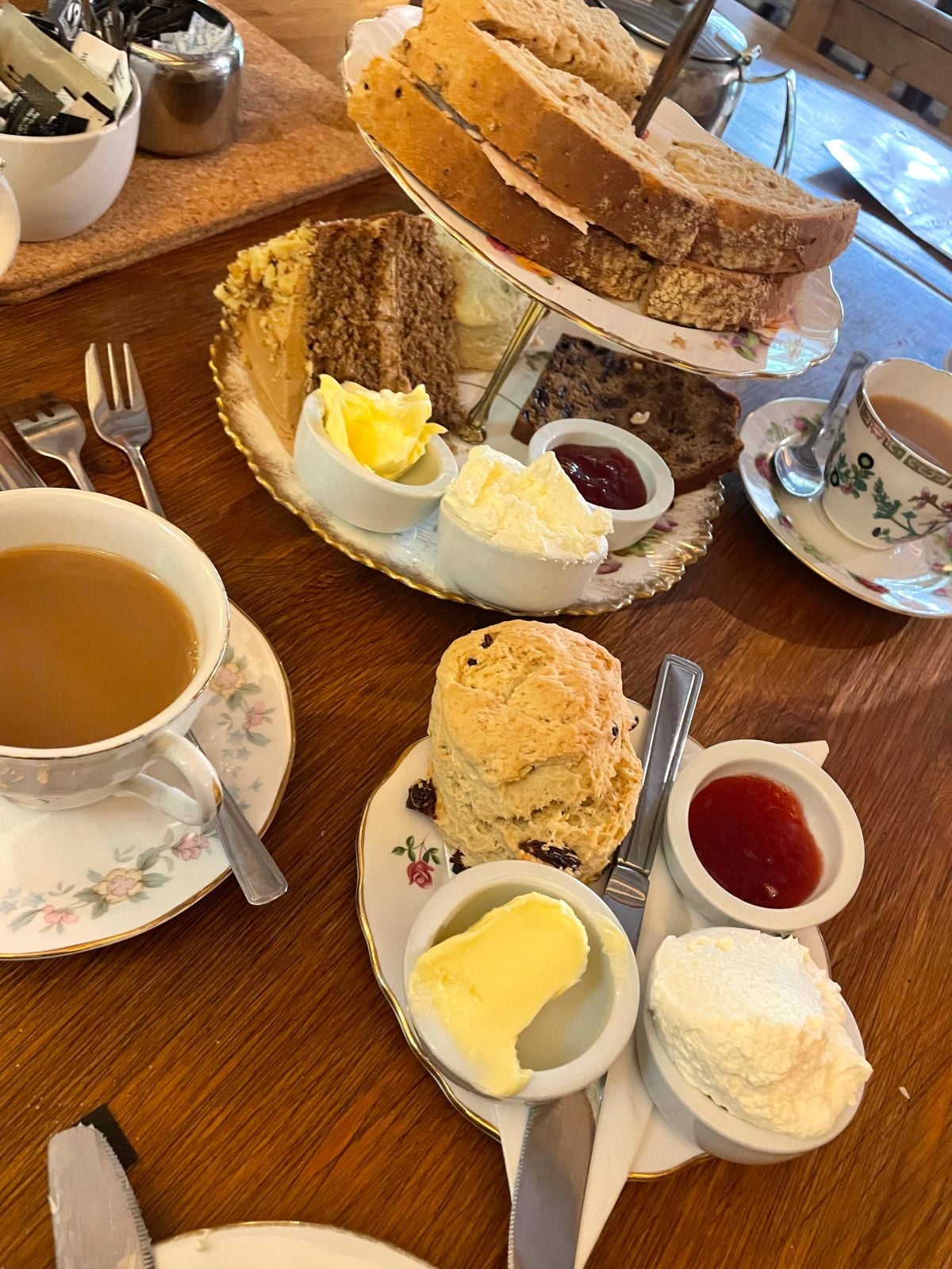 What to Eat in England - GypsyPlate