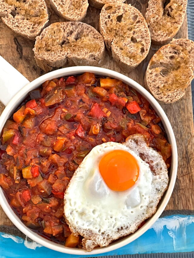 Pisto (Spanish Vegetable Stew) - GypsyPlate