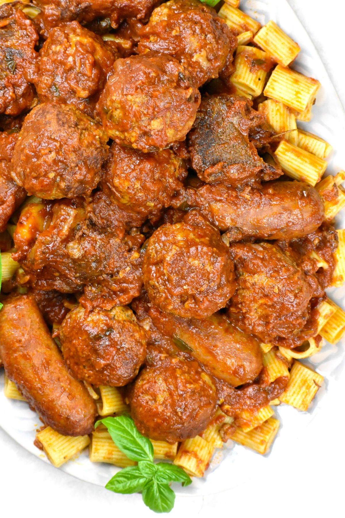 Italian Sunday Gravy (Sunday Sauce) - GypsyPlate