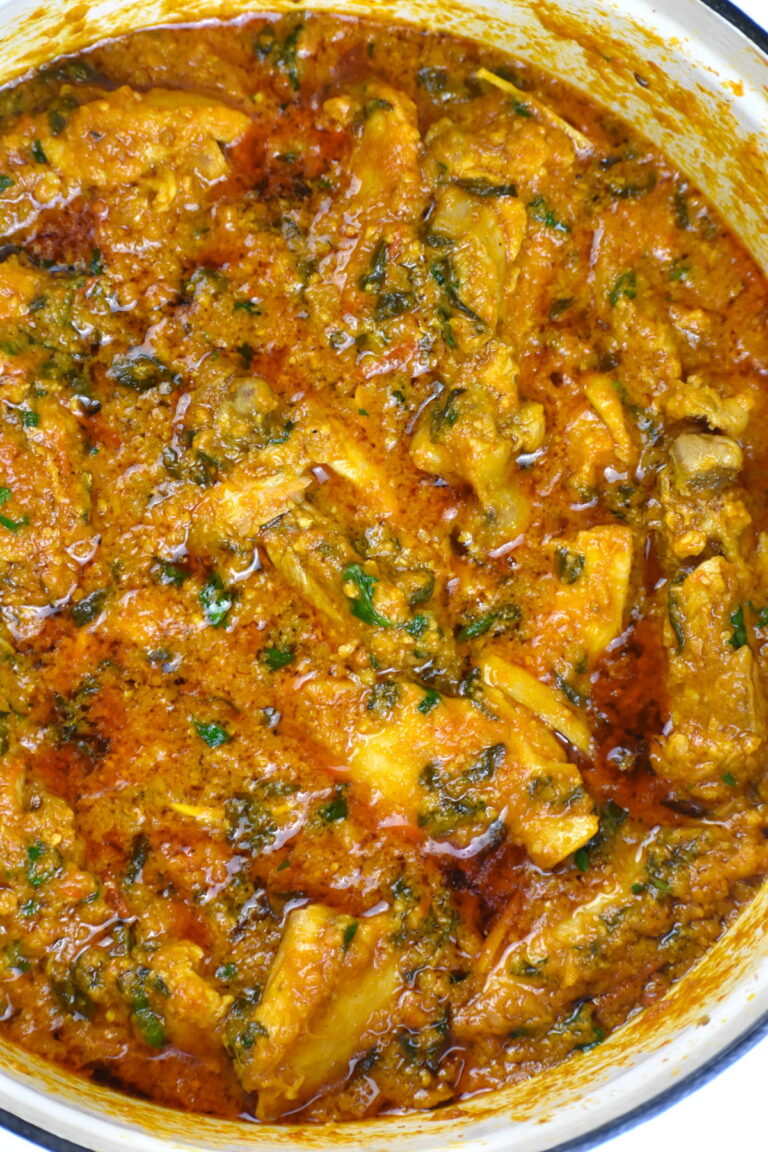 Methi Chicken (Murgh Methi Curry)