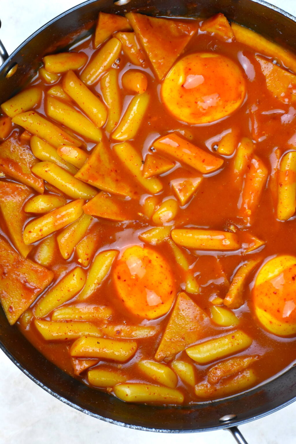 Tteokbokki (Korean Spicy Rice Cakes) - GypsyPlate