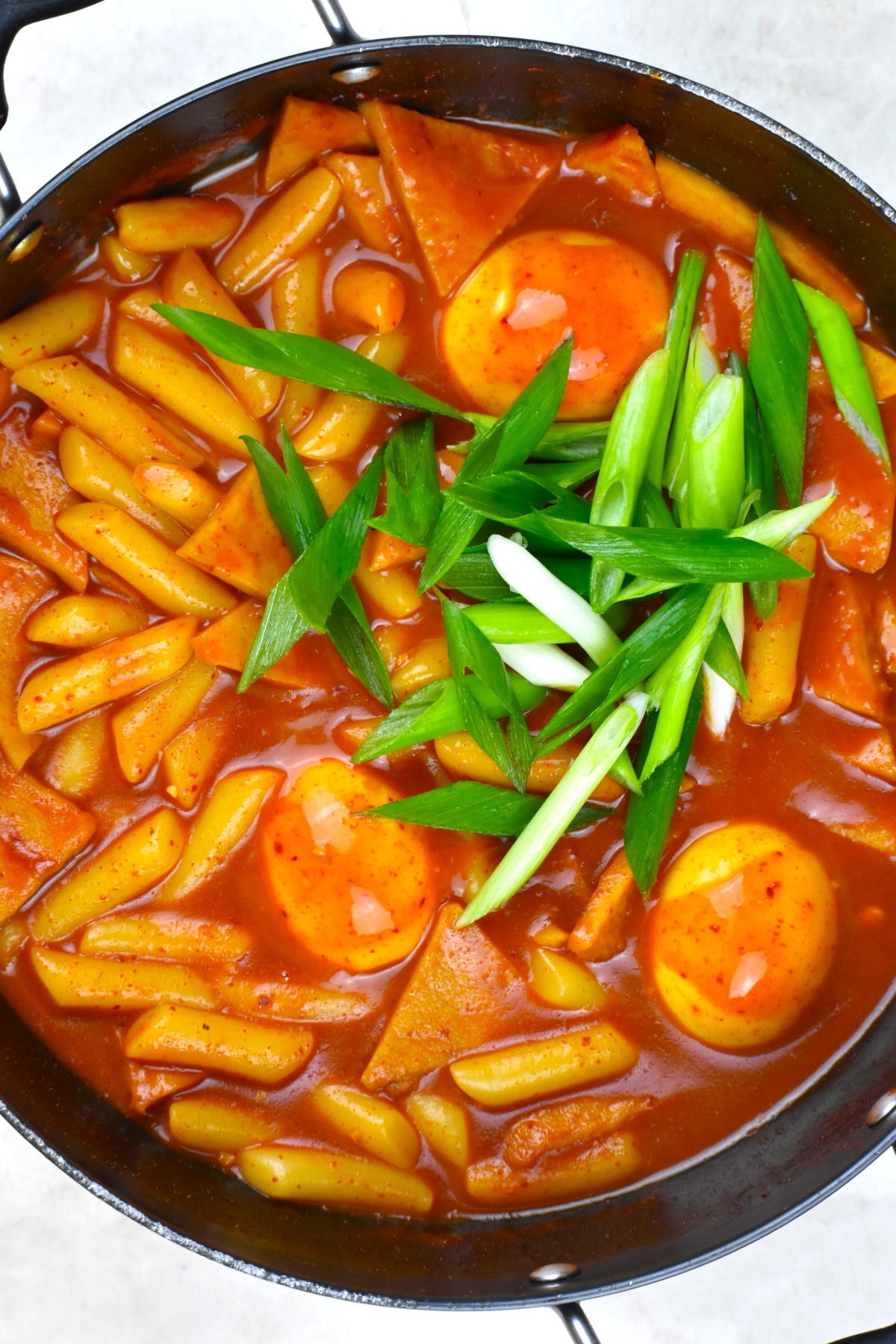 Tteokbokki (Korean Spicy Rice Cakes) - GypsyPlate