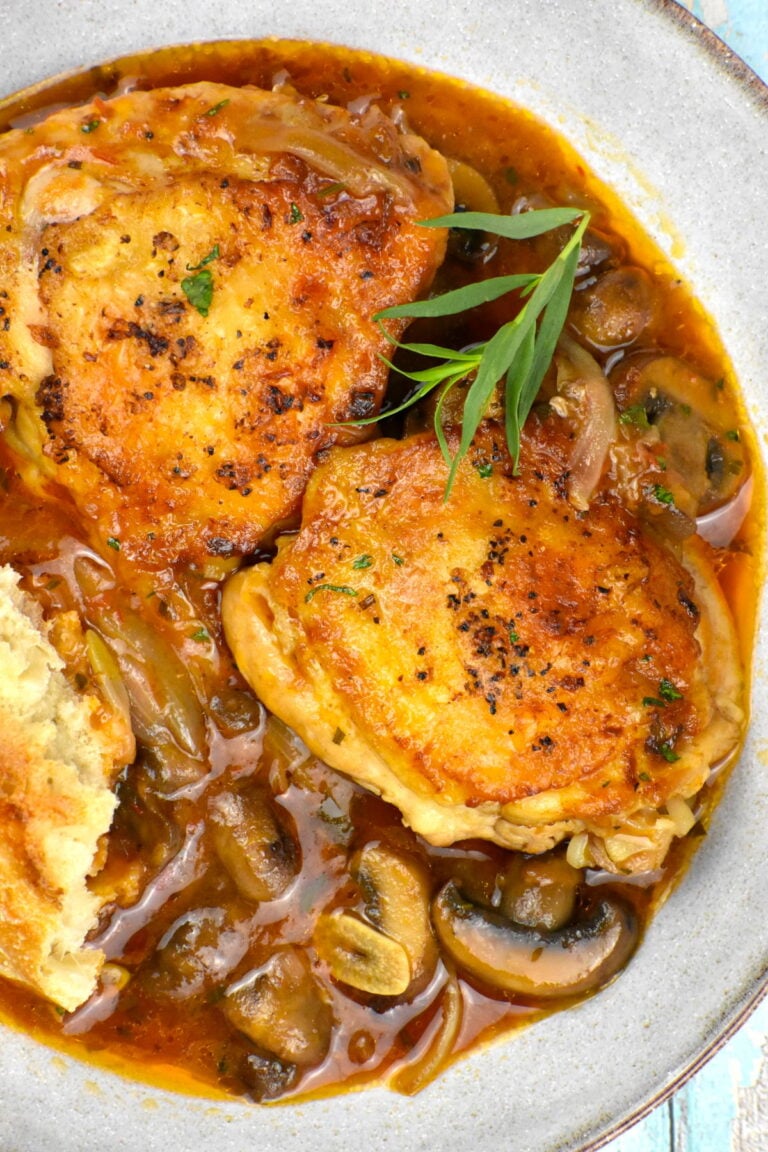 Chicken Chasseur (French Hunter's Chicken) - GypsyPlate