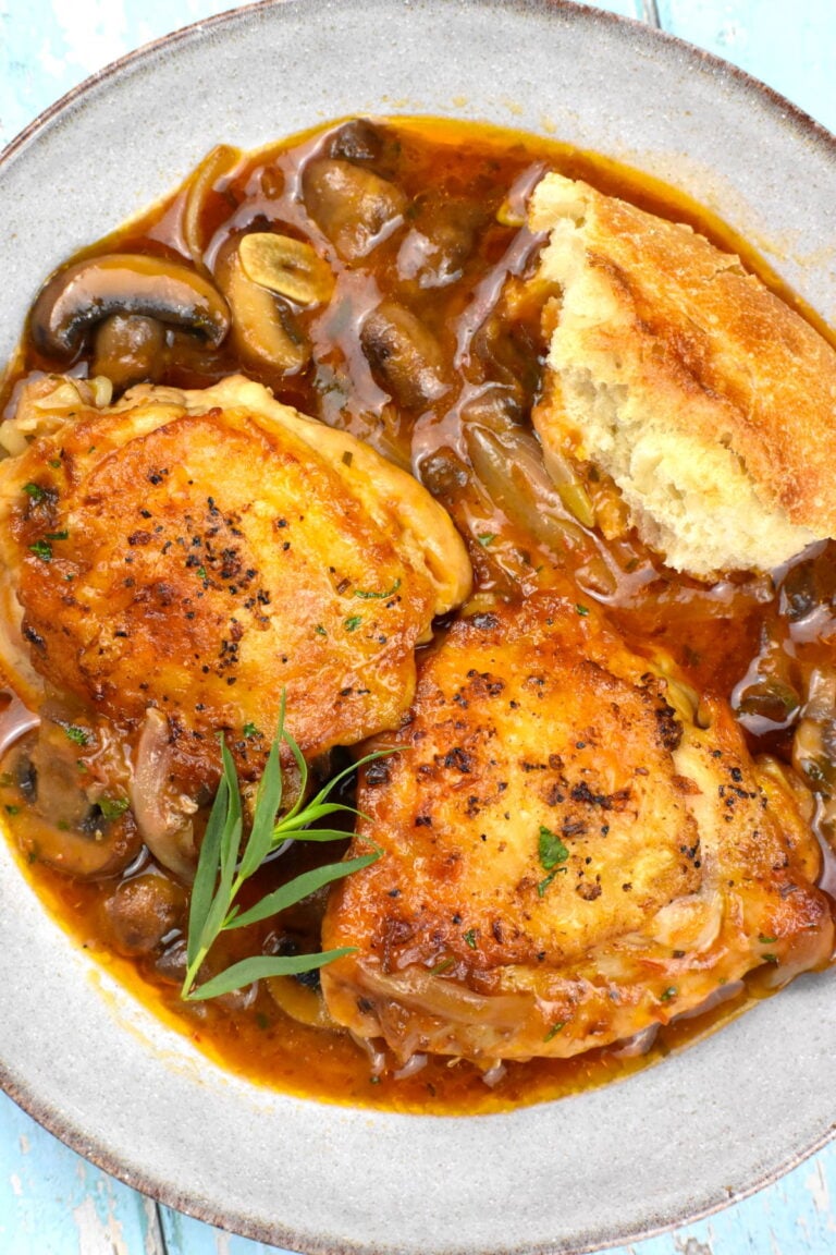 Chicken Chasseur (French Hunter's Chicken) - GypsyPlate
