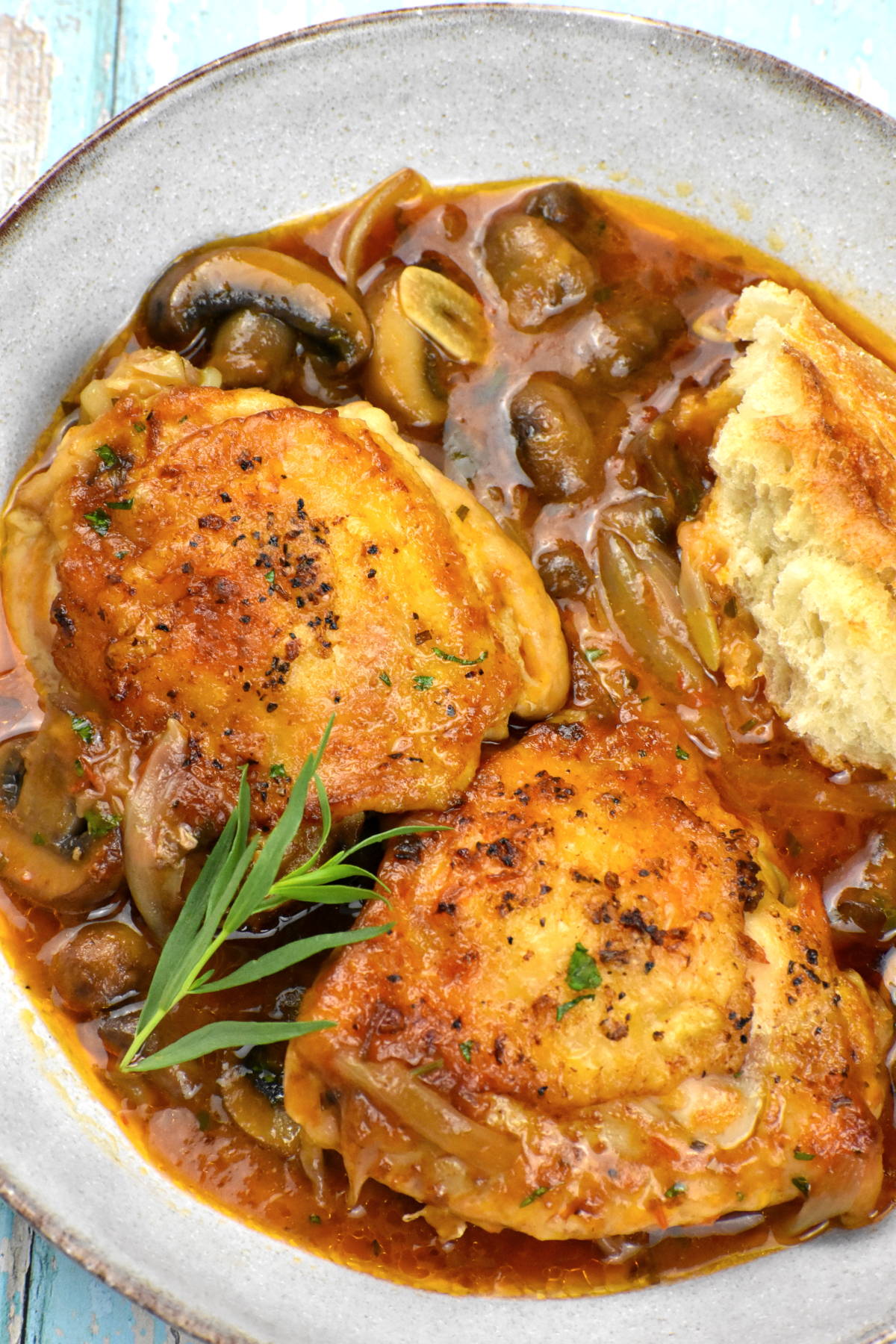 Chicken Chasseur (French Hunter's Chicken) - GypsyPlate