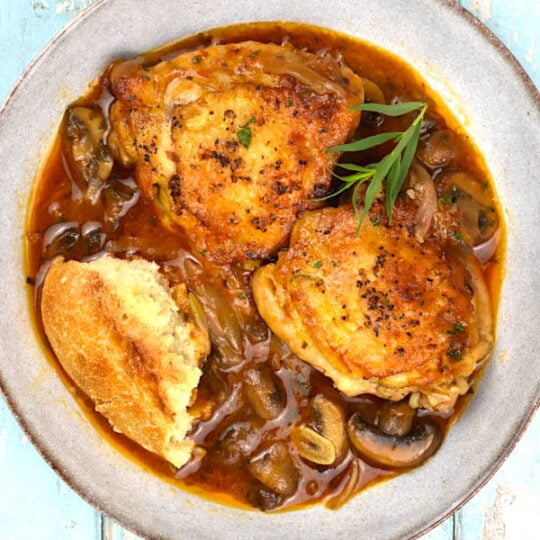 Chicken Chasseur (French Hunter's Chicken) - GypsyPlate