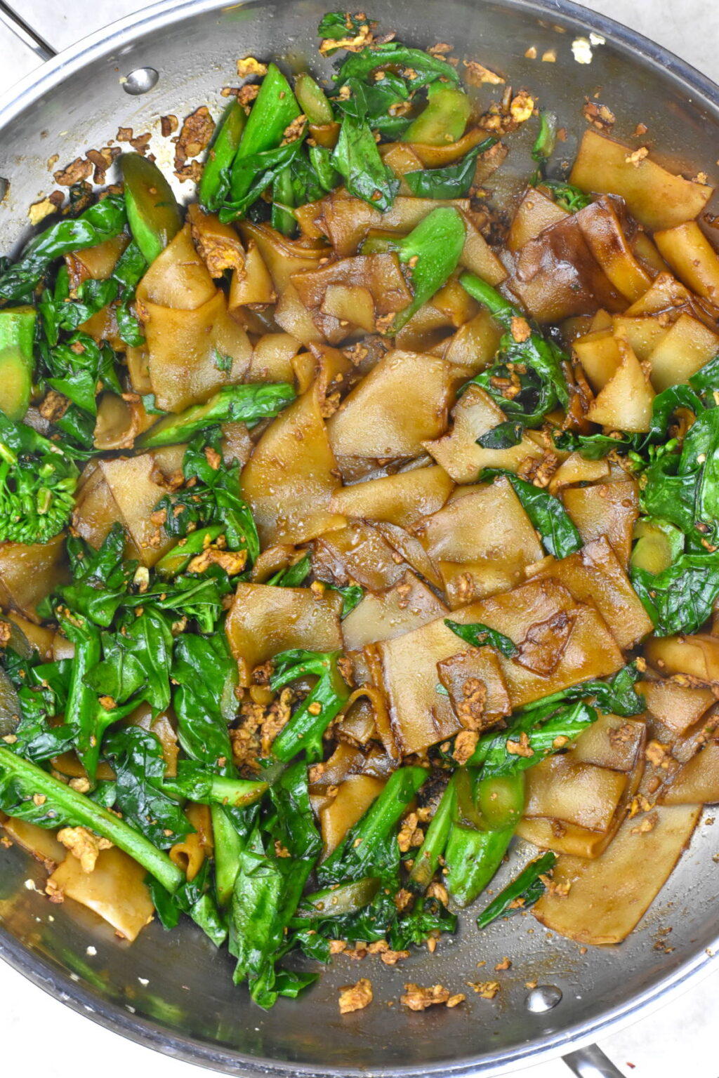 Authentic Thai Pad See Ew - GypsyPlate