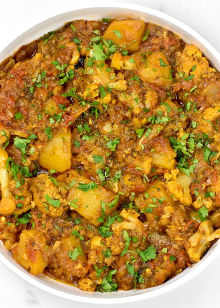 Aloo Gobi (Indian Potatoes and Cauliflower) - GypsyPlate